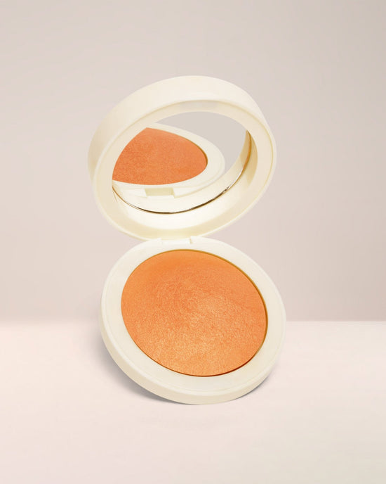 BLUSH PLACEMENT TECHNIQUES – EM Cosmetics
