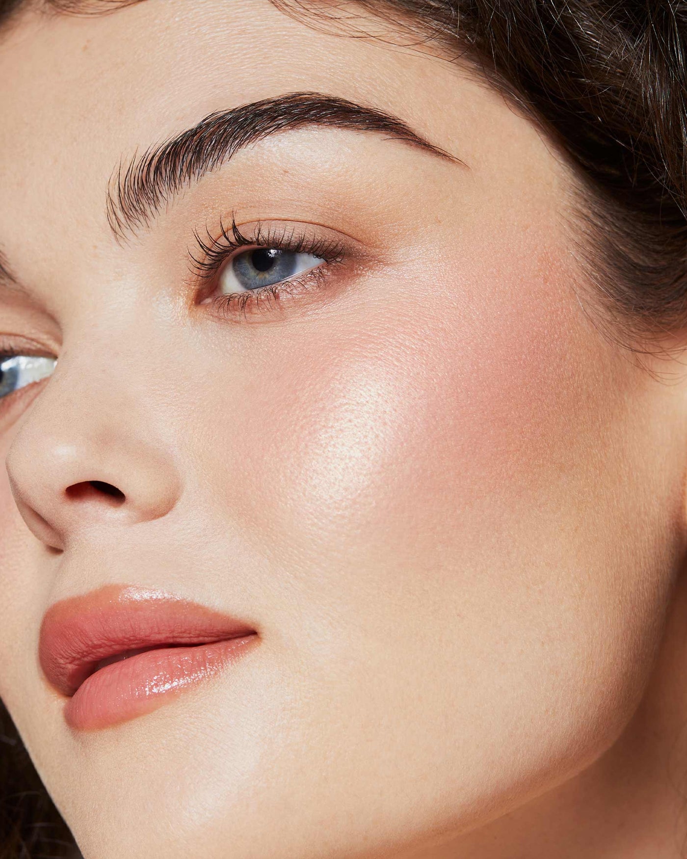 Heaven's Glow Blush – EM Cosmetics