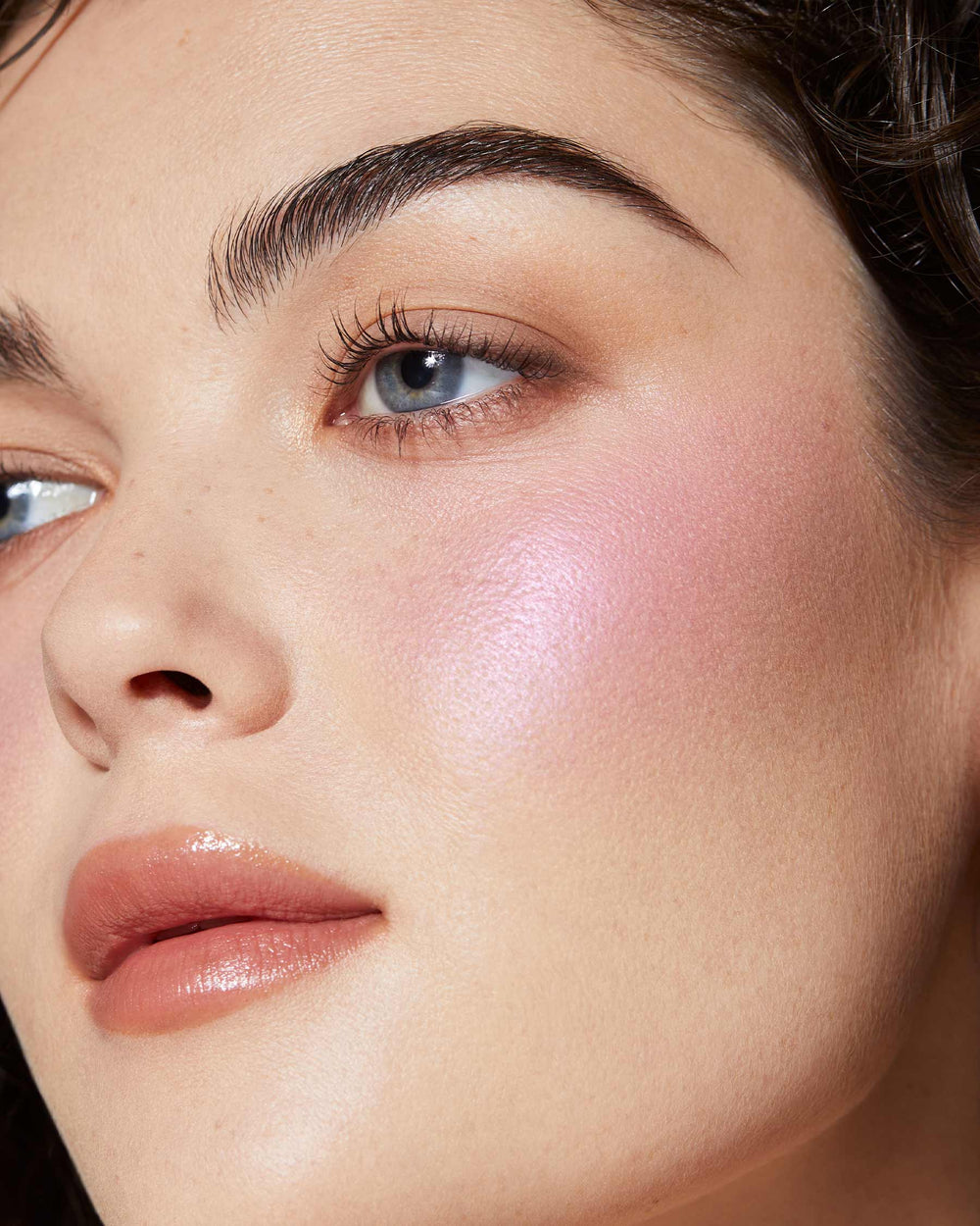 Heaven's Glow Blush – EM Cosmetics