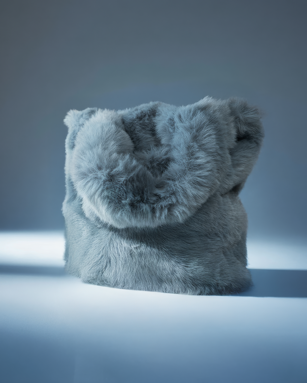 Fuzzy Bag – EM Cosmetics